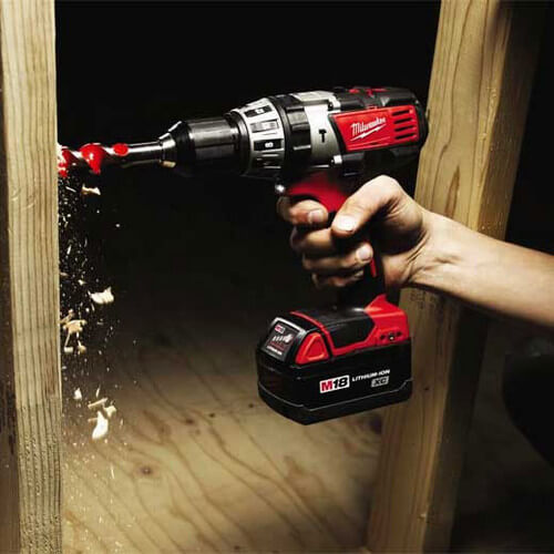 2602-22 - Milwaukee 2602-22 - M18 Cordless 1/2" Hammer-Drill Driver Kit