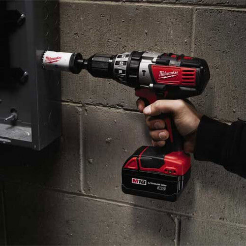 2602-22 - Milwaukee 2602-22 - M18 Cordless 1/2" Hammer-Drill Driver Kit