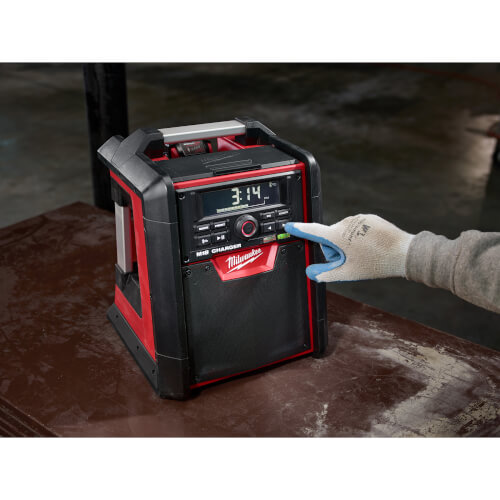 2792-20 - Milwaukee 2792-20 - M18 Jobsite Radio/Charger