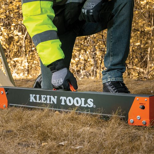60840 - Klein Tools 60840 - Cut Level A4 Winter Knit Dipped Gloves ...