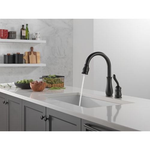978-BL-DST - Delta 978-BL-DST - Leland 1 Handle Pull-down Kitchen ...