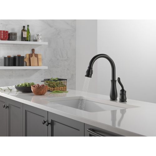 978-BL-DST - Delta 978-BL-DST - Leland 1 Handle Pull-down Kitchen ...
