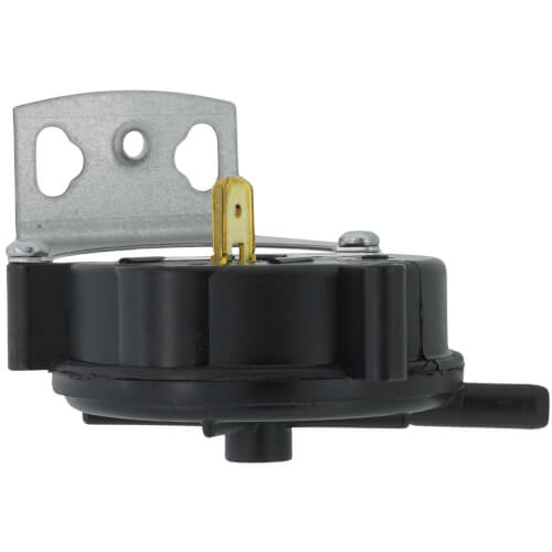 B1370150 - Goodman-Amana B1370150 - Pressure Switch (-).85PF, B1370150