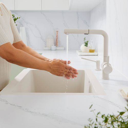 526963 - Blanco 526963 - Linus Low Arc Pull-Out Dual-Spray Kitchen ...