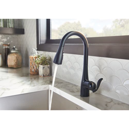 7594BL - Moen 7594BL - Arbor Matte Black 1 Handle Pulldown Kitchen Faucet