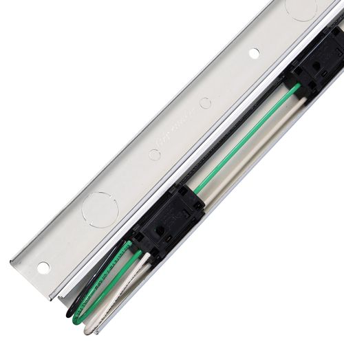 WH20GB306TR - Wiremold WH20GB306TR - Tamper Resistant Plugmold Multi ...